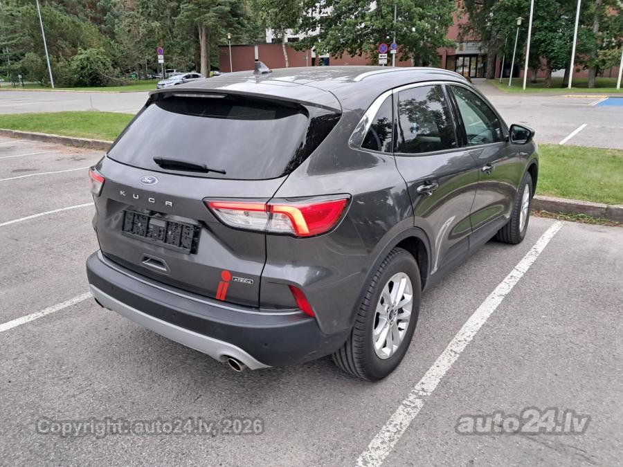 Grey Ford Kuga 2022 in Tallinn, with an engine capacity of 2.50 L and mileage of 182 thousand km for 16600 €, photo 3 on AUTOMOTO.COM.LV