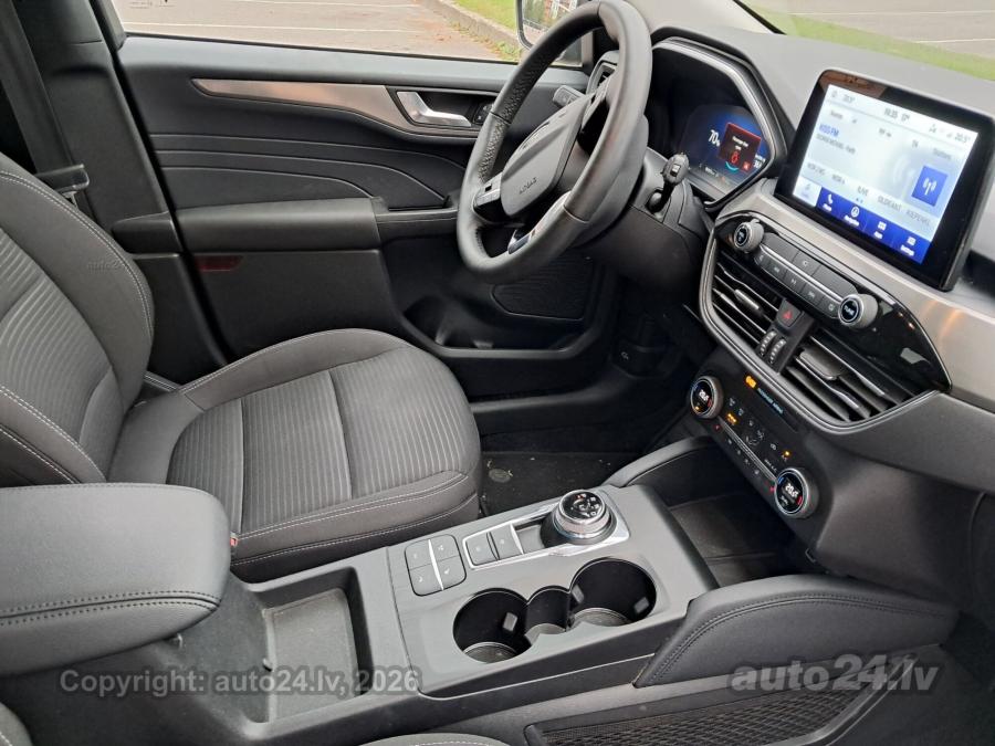 Grey Ford Kuga 2022 in Tallinn, with an engine capacity of 2.50 L and mileage of 182 thousand km for 16600 €, photo 5 on AUTOMOTO.COM.LV