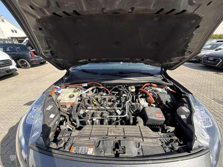 Grey Ford Kuga 2022 in Vilnius, with an engine capacity of 2.49 L and mileage of 132 thousand km for 18888 €, photo 15 on AUTOMOTO.COM.LV