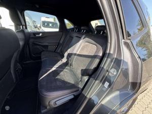 Grey Ford Kuga 2022 in Vilnius, with an engine capacity of 2.49 L and mileage of 132 thousand km for 18888 €, photo 22 on AUTOMOTO.COM.LV