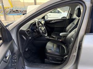 Pelēks Ford Kuga 2022 Druskininkai, ar dzinēja tilpumu 2.50 L un nobraukumu 211 tūkst. km par 13250 €, foto 12 vietnē AUTOMOTO.COM.LV