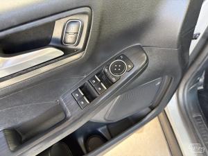 Pelēks Ford Kuga 2022 Druskininkai, ar dzinēja tilpumu 2.50 L un nobraukumu 211 tūkst. km par 13250 €, foto 15 vietnē AUTOMOTO.COM.LV