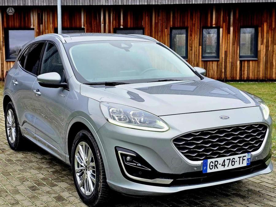 Grey Ford Kuga 2023 in Taurage, with an engine capacity of 2.49 L and mileage of 127 thousand km for 15900 €, photo 3 on AUTOMOTO.COM.LV