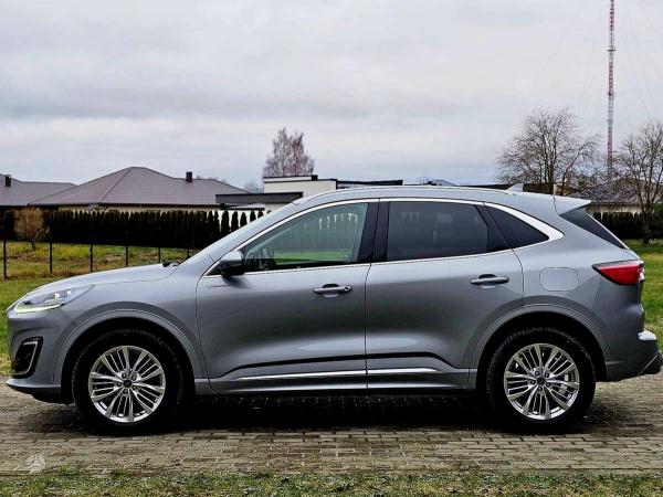 Pelēks Ford Kuga 2023 Tauragė, ar dzinēja tilpumu 2.49 L un nobraukumu 127 tūkst. km par 16500 €, foto 4 vietnē AUTOMOTO.COM.LV