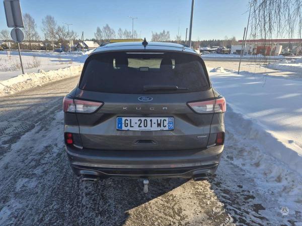 Pelēks Ford Kuga 2023 Tauragė, ar dzinēja tilpumu 2.49 L un nobraukumu 293 tūkst. km par 13552 €, foto 5 vietnē AUTOMOTO.COM.LV