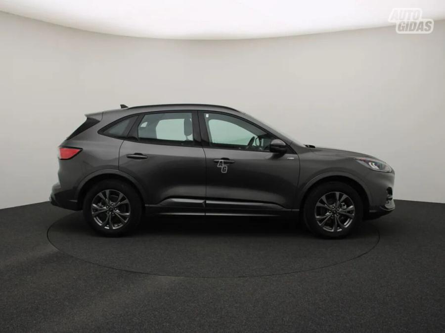 Pelēks Ford Kuga 2023 Viļņa, ar dzinēja tilpumu 2.50 L un nobraukumu 192 tūkst. km par 19199 €, foto 10 vietnē AUTOMOTO.COM.LV