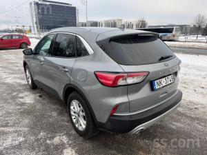 Pelēks Ford Kuga 2023 Rīga, ar dzinēja tilpumu 1.50 L un nobraukumu 249 tūkst. km par 12500 €, foto 6 vietnē AUTOMOTO.COM.LV