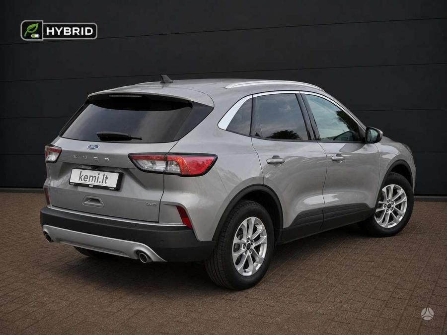 Grey Ford Kuga 2023 in Vilnius, with an engine capacity of 2.49 L and mileage of 89 thousand km for 20990 €, photo 4 on AUTOMOTO.COM.LV