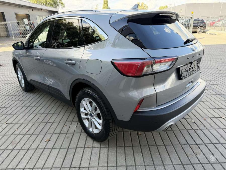 Pelēks Ford Kuga 2023 Kauņa, ar dzinēja tilpumu 2.49 L un nobraukumu 192 tūkst. km par 15900 €, foto 5 vietnē AUTOMOTO.COM.LV