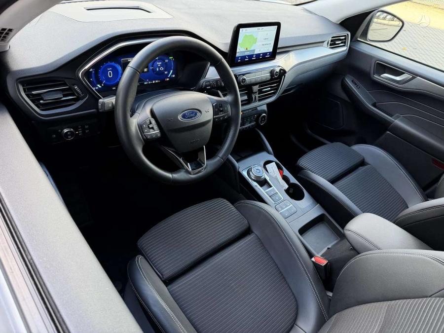 Pelēks Ford Kuga 2023 Kauņa, ar dzinēja tilpumu 2.49 L un nobraukumu 192 tūkst. km par 15900 €, foto 10 vietnē AUTOMOTO.COM.LV