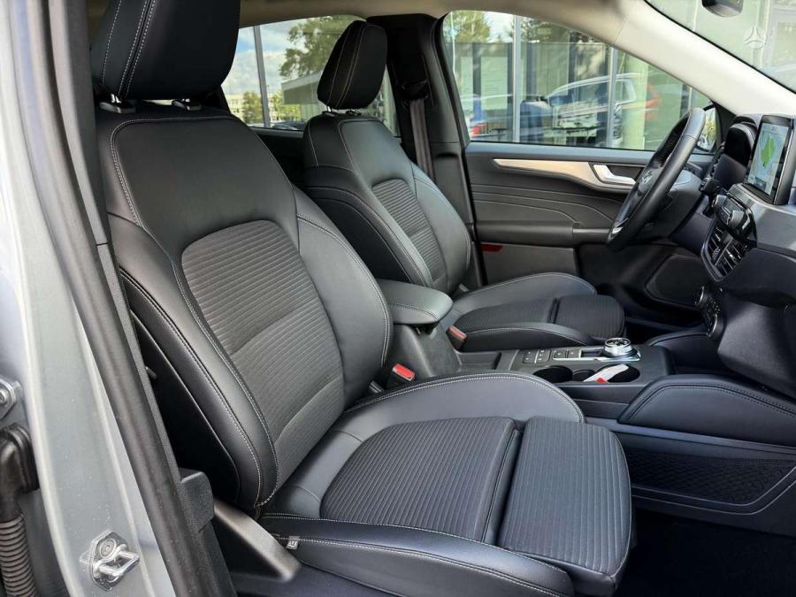 Pelēks Ford Kuga 2023 Kauņa, ar dzinēja tilpumu 2.49 L un nobraukumu 192 tūkst. km par 15900 €, foto 18 vietnē AUTOMOTO.COM.LV