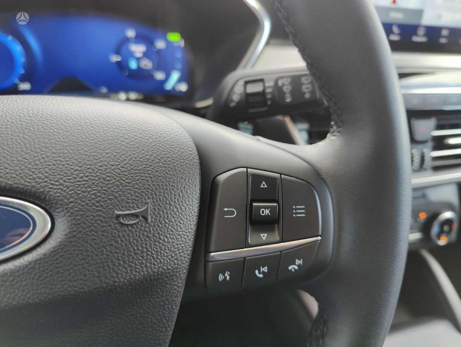 Pelēks Ford Kuga 2023 Viļņa, ar dzinēja tilpumu 2.49 L un nobraukumu 90 tūkst. km par 20650 €, foto 13 vietnē AUTOMOTO.COM.LV