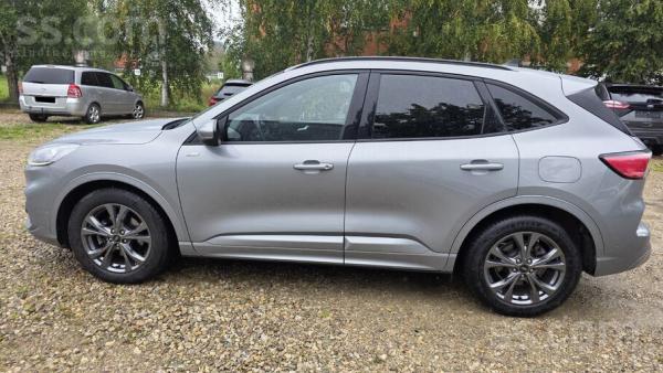 Pelēks Ford Kuga 2023 Šauļi, ar dzinēja tilpumu 2.00 L un nobraukumu 18 tūkst. km par 20500 €, foto 6 vietnē AUTOMOTO.COM.LV