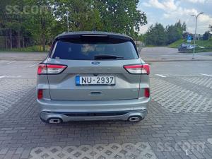 Pelēks Ford Kuga 2024 Rīga, ar dzinēja tilpumu 2.50 L un nobraukumu 35 tūkst. km par 25900 €, foto 7 vietnē AUTOMOTO.COM.LV