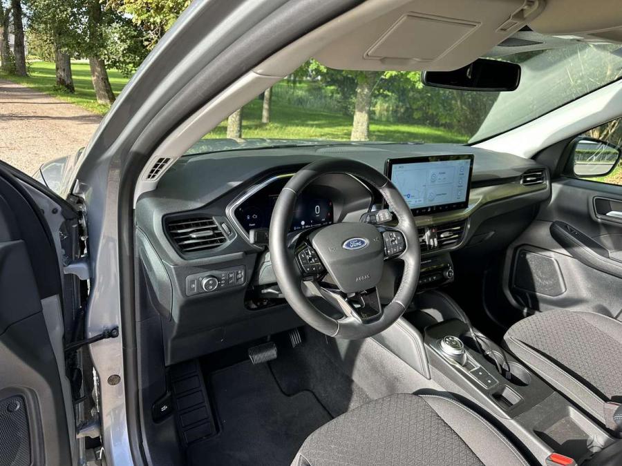 Pelēks Ford Kuga 2024 Kauņa, ar dzinēja tilpumu 2.49 L un nobraukumu 19 tūkst. km par 23590 €, foto 15 vietnē AUTOMOTO.COM.LV