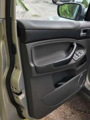 Pelēks Ford Kuga 2010 Marijampole, ar dzinēja tilpumu 2.00 L un nobraukumu 233 tūkst. km par 6000 €, foto 12 vietnē AUTOMOTO.COM.LV