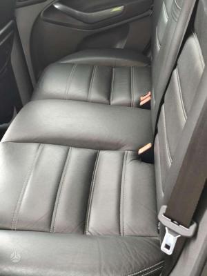 Pelēks Ford Kuga 2010 Marijampole, ar dzinēja tilpumu 2.00 L un nobraukumu 233 tūkst. km par 6000 €, foto 15 vietnē AUTOMOTO.COM.LV