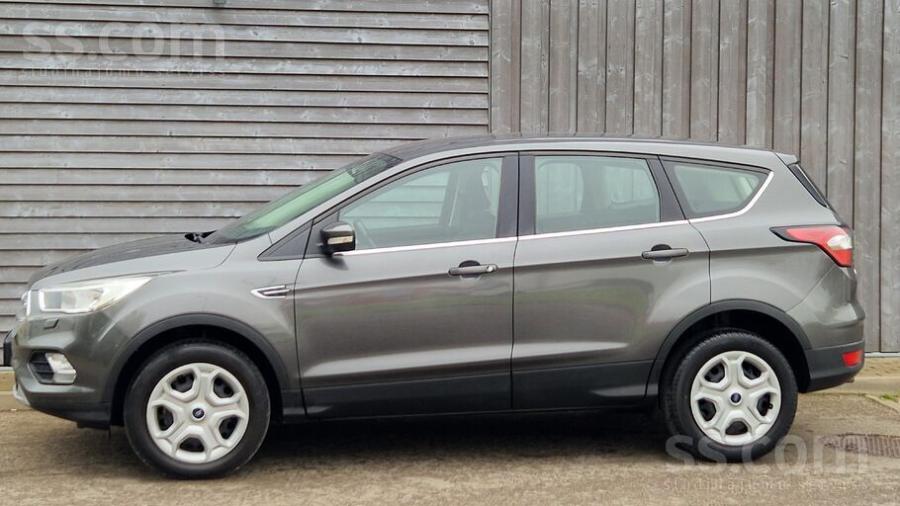 Grey Ford Kuga 2017 in Jelgava, with an engine capacity of 1.50 L and mileage of 98 thousand km for 10950 €, photo 9 on AUTOMOTO.COM.LV