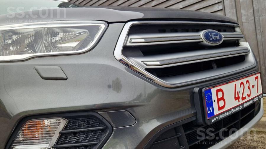 Grey Ford Kuga 2017 in Jelgava, with an engine capacity of 1.50 L and mileage of 98 thousand km for 10950 €, photo 21 on AUTOMOTO.COM.LV
