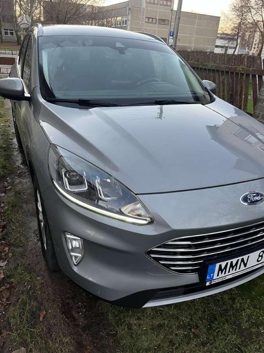 Grey Ford Kuga 2023 in Klaipeda, with an engine capacity of 1.50 L and mileage of 77 thousand km for 20500 €, photo 2 on AUTOMOTO.COM.LV