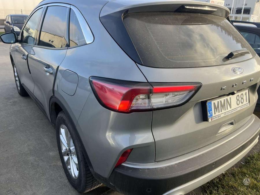 Grey Ford Kuga 2023 in Klaipeda, with an engine capacity of 1.50 L and mileage of 77 thousand km for 20500 €, photo 4 on AUTOMOTO.COM.LV