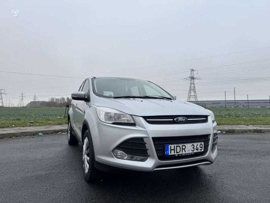 Pelēks Ford Kuga 2014 Panevēža, ar dzinēja tilpumu 2.00 L un nobraukumu 284 tūkst. km par 4700 €, foto 4 vietnē AUTOMOTO.COM.LV