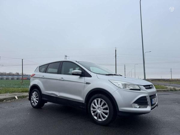Pelēks Ford Kuga 2014 Panevēža, ar dzinēja tilpumu 2.00 L un nobraukumu 284 tūkst. km par 4499 €, foto 5 vietnē AUTOMOTO.COM.LV