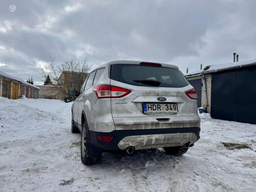 Grey Ford Kuga 2014 in Panevezys, with an engine capacity of 1.99 L and mileage of 284 thousand km for 3999 €, photo 6 on AUTOMOTO.COM.LV