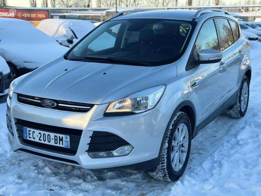 Grey Ford Kuga 2016 in Klaipeda, with an engine capacity of 2.00 L and mileage of 212 thousand km for 7999 €, photo 2 on AUTOMOTO.COM.LV