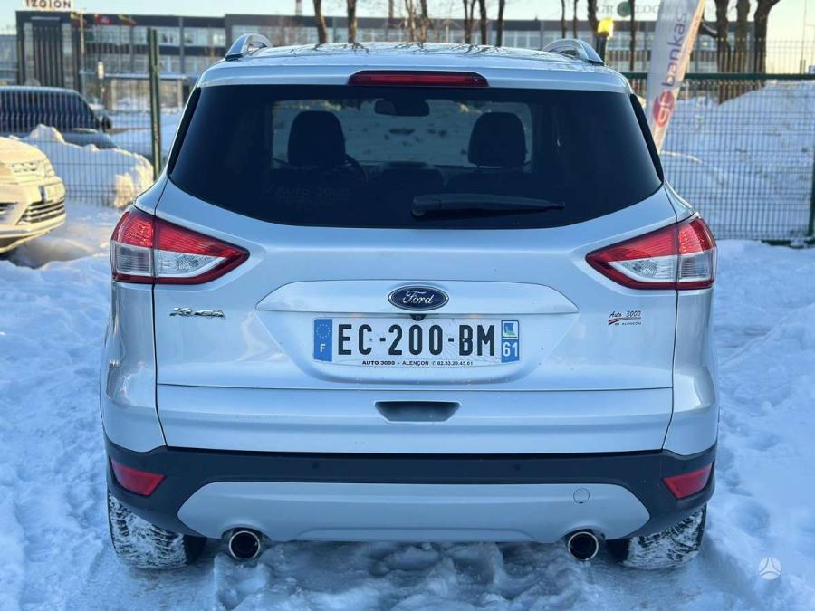 Grey Ford Kuga 2016 in Klaipeda, with an engine capacity of 2.00 L and mileage of 212 thousand km for 7999 €, photo 5 on AUTOMOTO.COM.LV