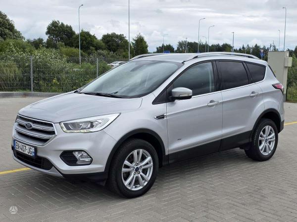 Grey Ford Kuga 2017 in Taurage, with an engine capacity of 2.00 L and mileage of 212 thousand km for 8900 €, photo 1 on AUTOMOTO.COM.LV