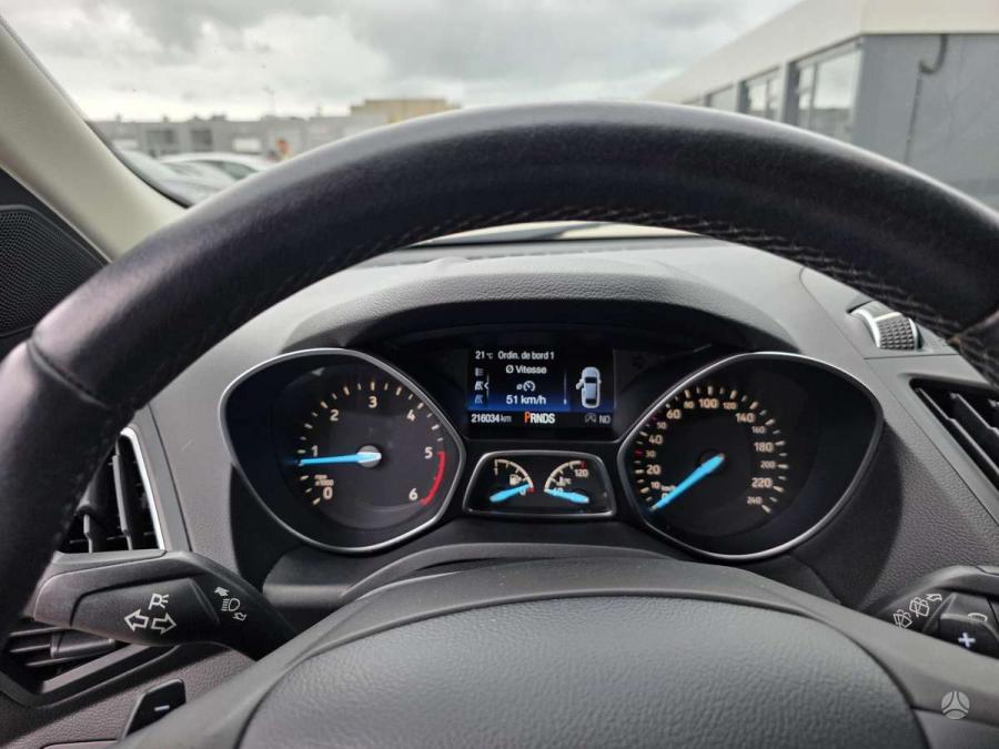 Grey Ford Kuga 2017 in Taurage, with an engine capacity of 2.00 L and mileage of 212 thousand km for 8900 €, photo 13 on AUTOMOTO.COM.LV