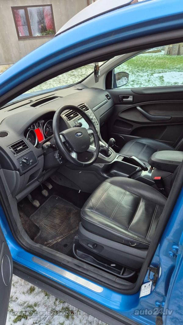 Grey Ford Kuga 2009 in Valga, with an engine capacity of 2.00 L and mileage of 243 thousand km for 4600 €, photo 11 on AUTOMOTO.COM.LV