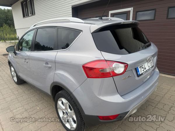 Grey Ford Kuga 2011 in Voru, with an engine capacity of 2.00 L and mileage of 204 thousand km for 5700 €, photo 3 on AUTOMOTO.COM.LV