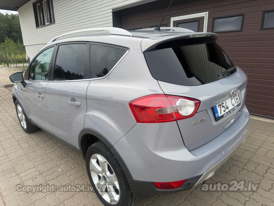 Grey Ford Kuga 2011 in Voru, with an engine capacity of 2.00 L and mileage of 204 thousand km for 5700 €, photo 3 on AUTOMOTO.COM.LV