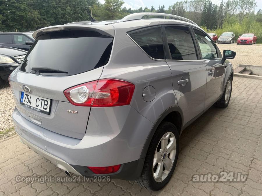 Grey Ford Kuga 2011 in Voru, with an engine capacity of 2.00 L and mileage of 204 thousand km for 5700 €, photo 5 on AUTOMOTO.COM.LV