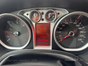 Grey Ford Kuga 2011 in Voru, with an engine capacity of 2.00 L and mileage of 204 thousand km for 5700 €, photo 10 on AUTOMOTO.COM.LV