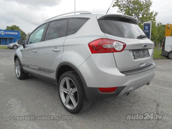 Pelēks Ford Kuga 2012 Viljandi, ar dzinēja tilpumu 2.00 L un nobraukumu 180 tūkst. km par 7990 €, foto 4 vietnē AUTOMOTO.COM.LV