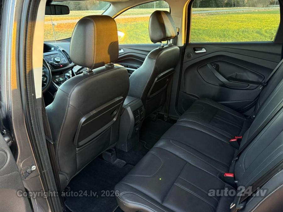 Grey Ford Kuga 2013 in Tallinn, with an engine capacity of 2.00 L and mileage of 192 thousand km for 6500 €, photo 4 on AUTOMOTO.COM.LV