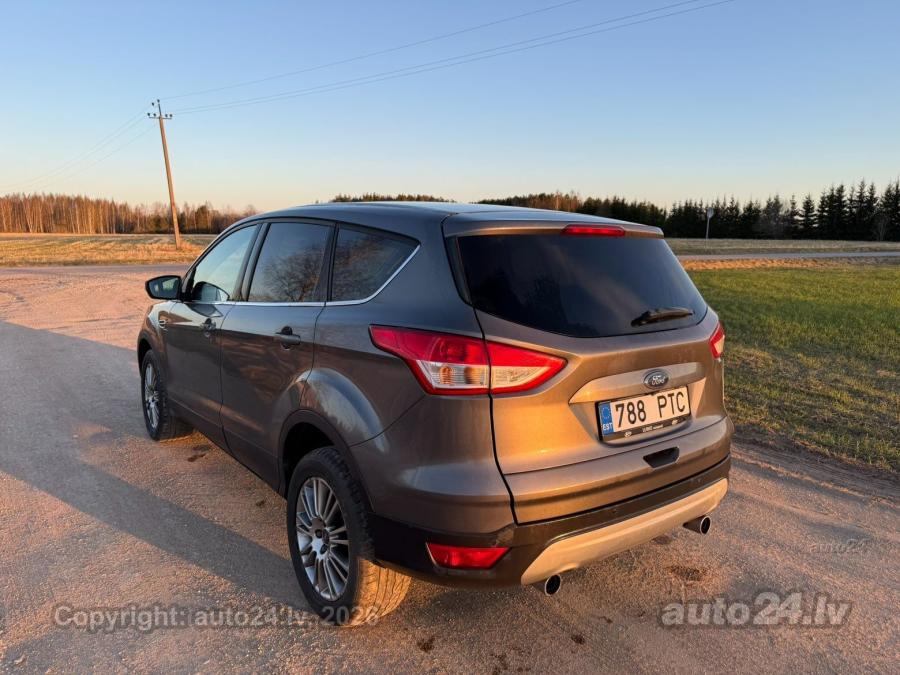 Grey Ford Kuga 2013 in Tallinn, with an engine capacity of 2.00 L and mileage of 192 thousand km for 6500 €, photo 6 on AUTOMOTO.COM.LV