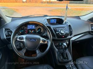 Grey Ford Kuga 2013 in Tallinn, with an engine capacity of 2.00 L and mileage of 192 thousand km for 6500 €, photo 7 on AUTOMOTO.COM.LV