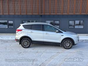 Pelēks Ford Kuga 2014 Tartu, ar dzinēja tilpumu 2.00 L un nobraukumu 230 tūkst. km par 6500 €, foto 5 vietnē AUTOMOTO.COM.LV