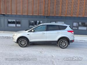 Pelēks Ford Kuga 2014 Tartu, ar dzinēja tilpumu 2.00 L un nobraukumu 230 tūkst. km par 6500 €, foto 6 vietnē AUTOMOTO.COM.LV