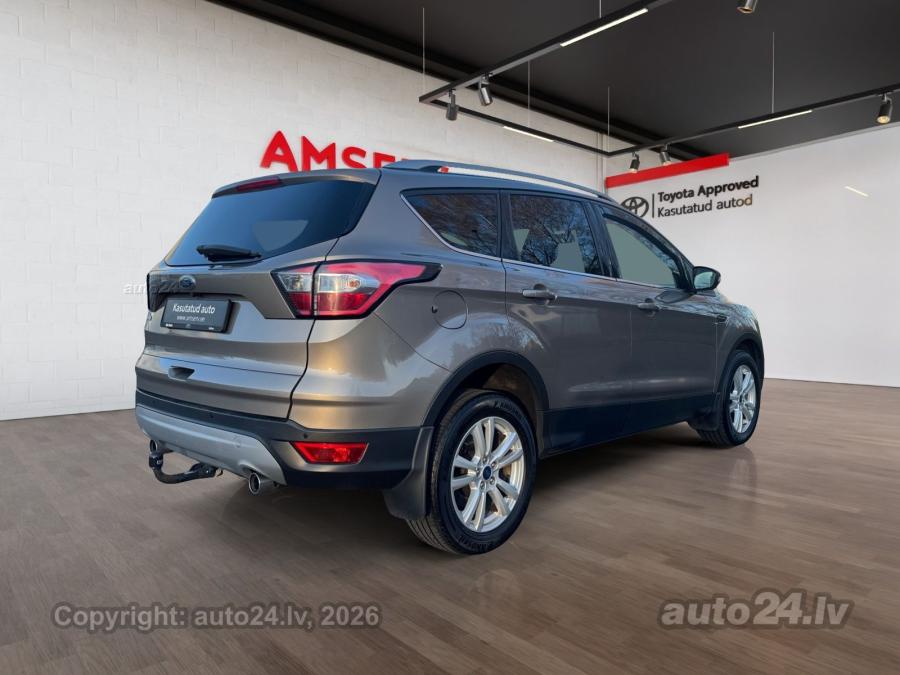 Grey Ford Kuga 2018 in Paide, with an engine capacity of 2.00 L and mileage of 122 thousand km for 10990 €, photo 3 on AUTOMOTO.COM.LV