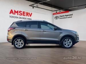 Grey Ford Kuga 2018 in Paide, with an engine capacity of 2.00 L and mileage of 122 thousand km for 10990 €, photo 17 on AUTOMOTO.COM.LV