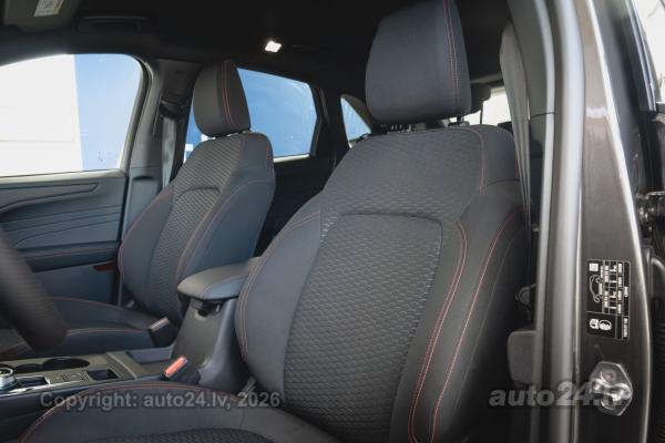 Grey Ford Kuga 2026 in Tartu, with an engine capacity of 2.50 L and mileage of 1 thousand km for 36784 €, photo 8 on AUTOMOTO.COM.LV