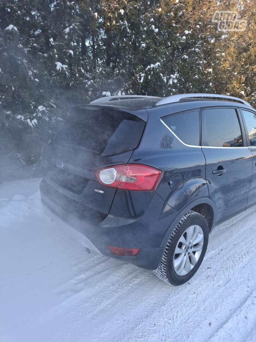 Ford Kuga 2009 Kelmė, ar dzinēja tilpumu 2.00 L un nobraukumu 320 tūkst. km par 4200 €, foto 5 vietnē AUTOMOTO.COM.LV