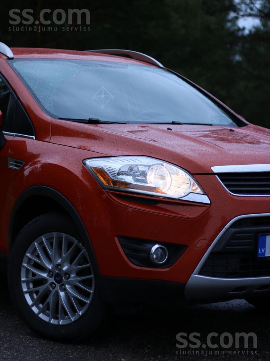 Orange Ford Kuga 2011 in Limbazi, with an engine capacity of 2.00 L and mileage of 221 thousand km for 6500 €, photo 4 on AUTOMOTO.COM.LV