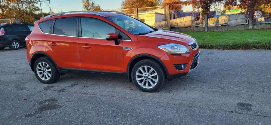 Orange Ford Kuga 2012 in Panevezys, with an engine capacity of 2.00 L and mileage of 254 thousand km for 4300 €, photo 3 on AUTOMOTO.COM.LV