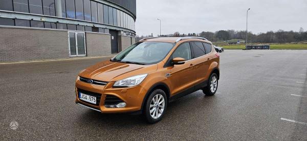 Orange Ford Kuga 2016 in Kedainiai, with an engine capacity of 2.00 L and mileage of 116 thousand km for 9900 €, photo 1 on AUTOMOTO.COM.LV